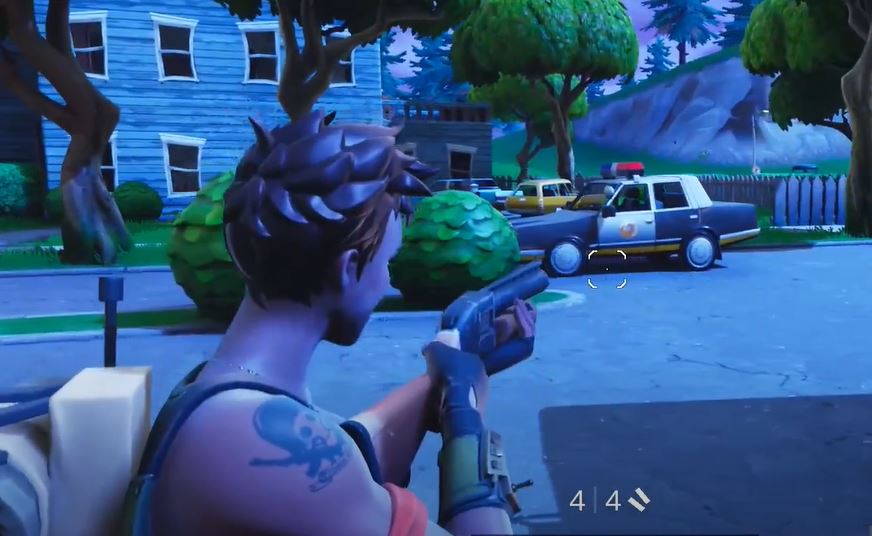 Fortnite vymazalo ze hry policejní auta, hry se snaží navigovat ...
